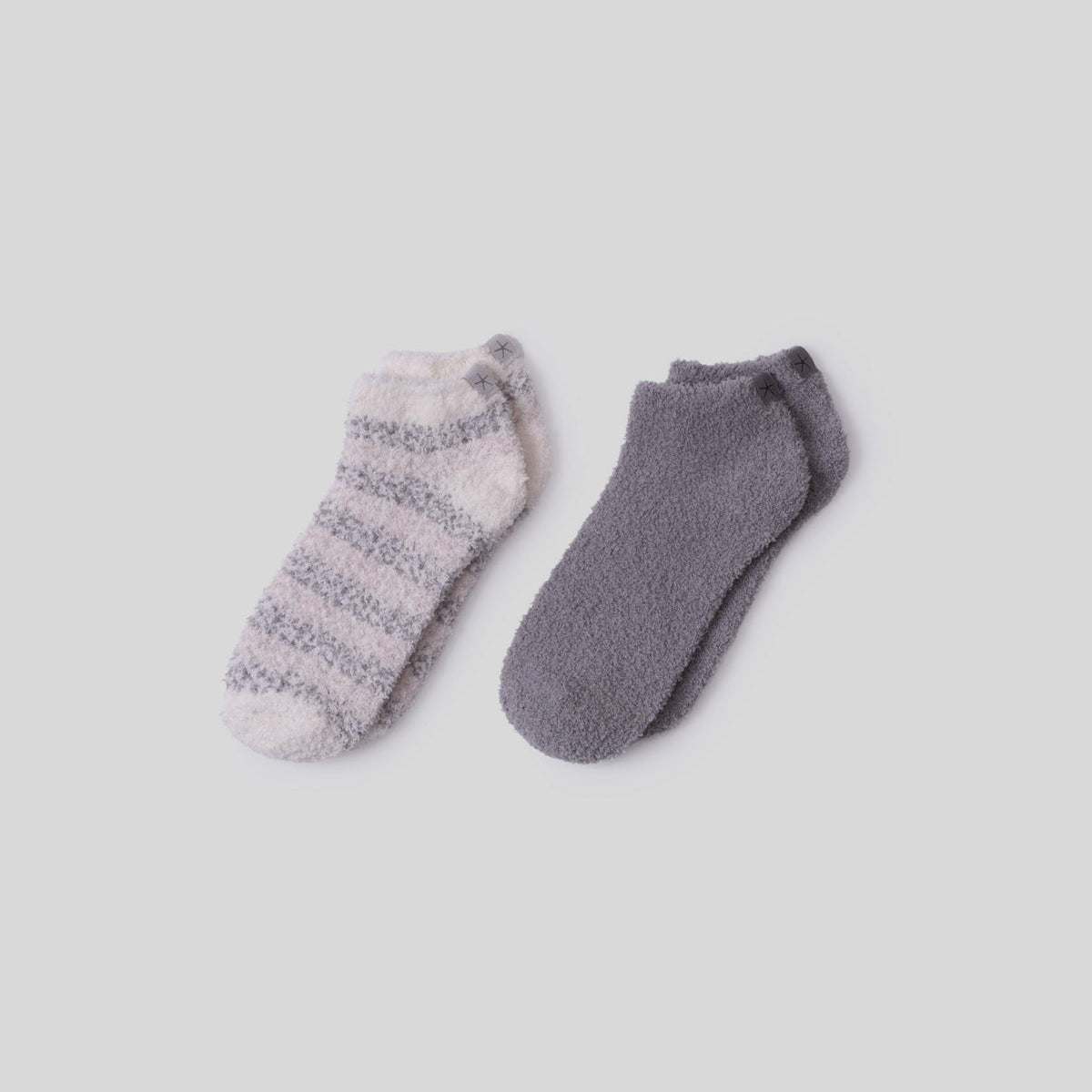 Barefoot Dreams Cozychic Dove Gray Ankle Socks – Luxury Comfort ...